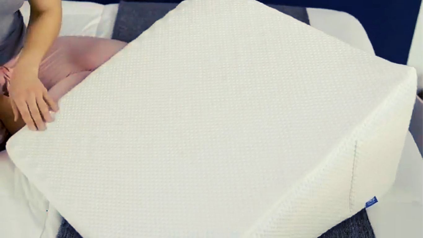 How To Sleep Comfortably On A Wedge Pillow After Shoulder Surgery How To Sleep Comfortably On A Wedge Pillow After Shoulder Surgery